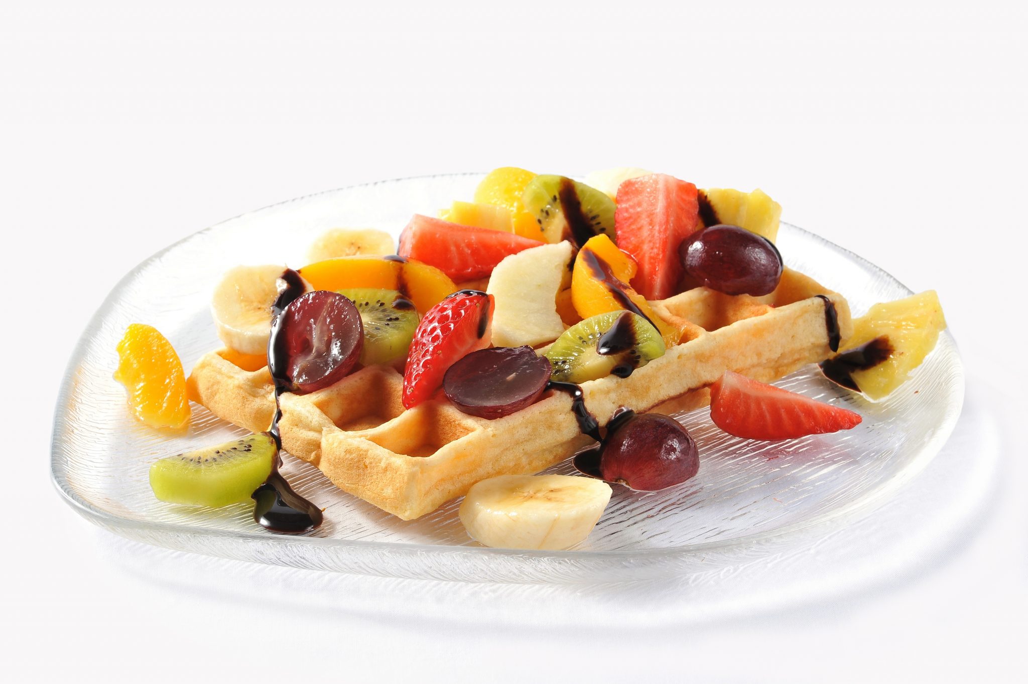 Waffle com Frutas – EMANHA geladaria